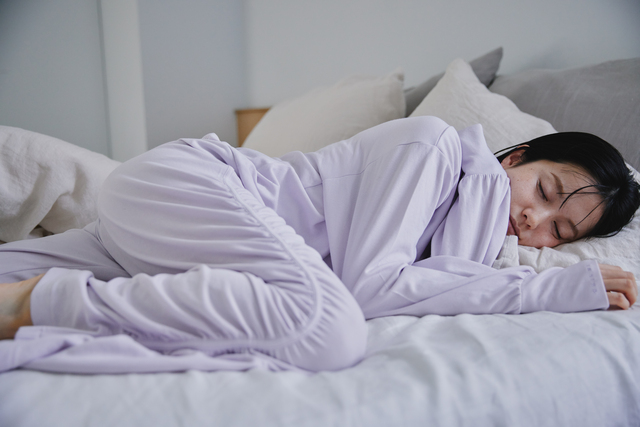 【読者プレゼント】LOCARIの豪華ホリデーギフト！話題の疲労回復ウェアやドライヤーが当たるかも♡ - LOCARI（ロカリ）