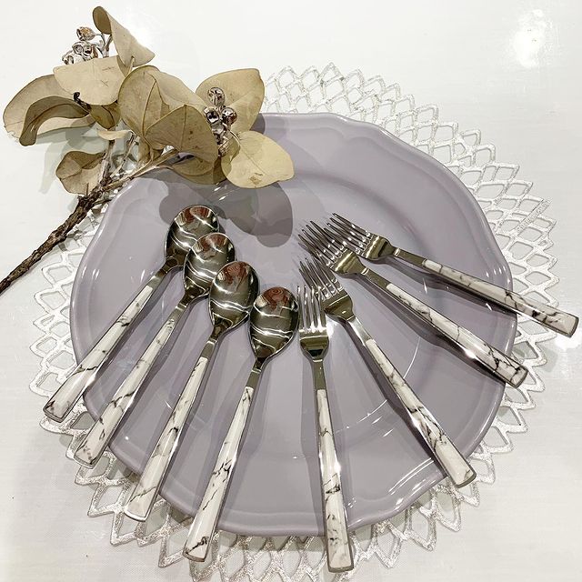 写真 (1枚目) - まだまだ大人気☆[セリアetc.]の高級感たっぷりな大理石柄アイテム！ - LOCARI（ロカリ）