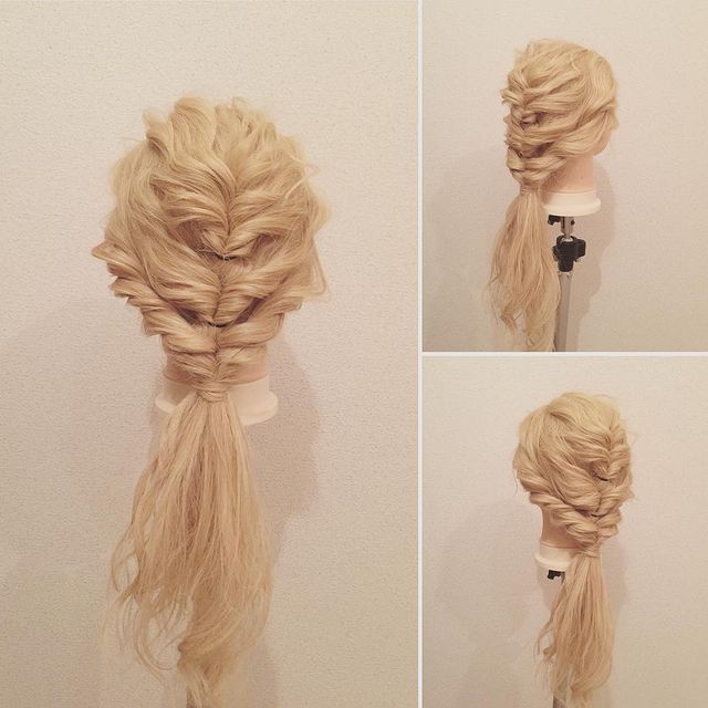 写真 (8枚目) - ねじねじ×くるりんぱでOK♡不器用でもできる結婚式アレンジ10選 - LOCARI（ロカリ）