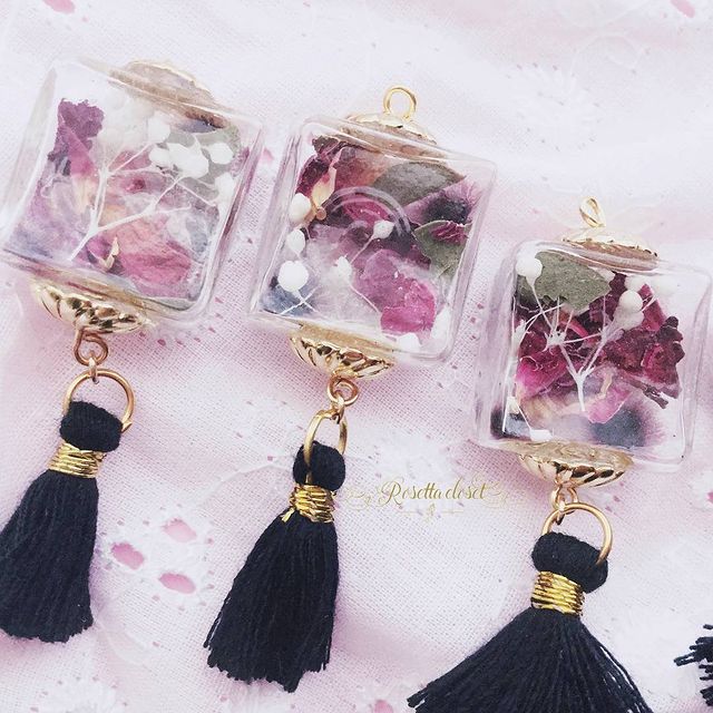 写真 (26枚目) - 冬にマストなアクセサリー♡「スノードームピアス」をDIY - LOCARI（ロカリ） - LOCARI（ロカリ）