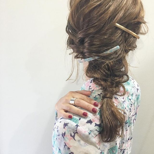 写真 (20枚目) - 2回繰り返すだけ！話題の「ダブルねじねじ」「ダブルくるりんぱ」で可愛さUP♡ - LOCARI（ロカリ）