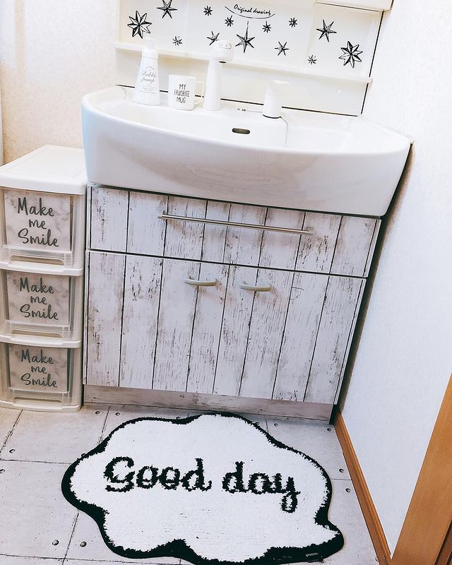 写真 (12枚目) - 賃貸でもOK！「100均リメイクシート」で楽しむインテリアDIY♡ - LOCARI（ロカリ）