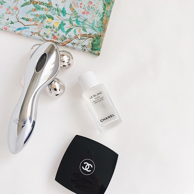 写真 (8枚目) - キレイな人は「ReFa」愛用中！みんながリアルに使ってるアイテム特集 - LOCARI（ロカリ）