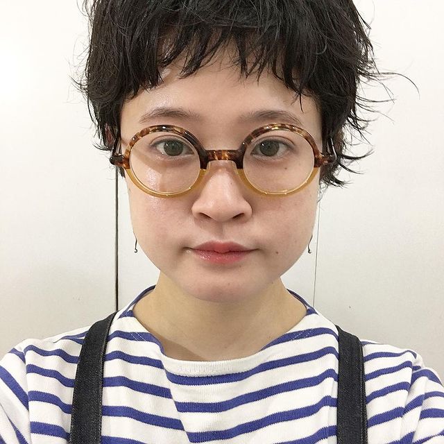 写真 (3枚目) - すっぴんでも目ヂカラUP！メイクしなくてもおしゃれ顔になれる“イケ眼鏡”特集 - LOCARI（ロカリ）