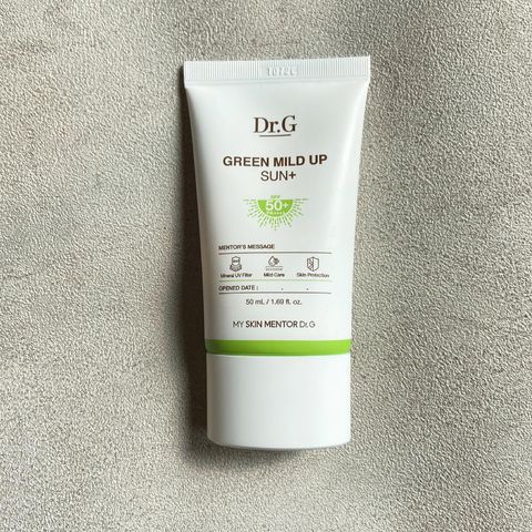 写真 (14枚目) - 今年こそ本気のUVケア！美容通が使っている「日焼け止め」12選 - LOCARI（ロカリ）