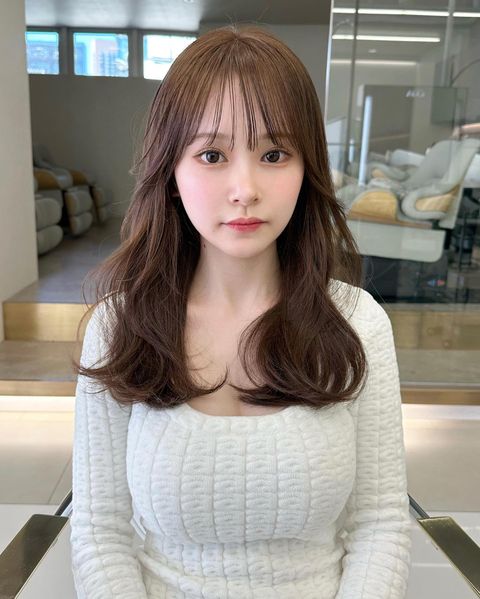 写真 (1枚目) - [2023]イエベ秋に似合う髪色を厳選。オータムタイプと なヘアカラー14色 - LOCARI（ロカリ）