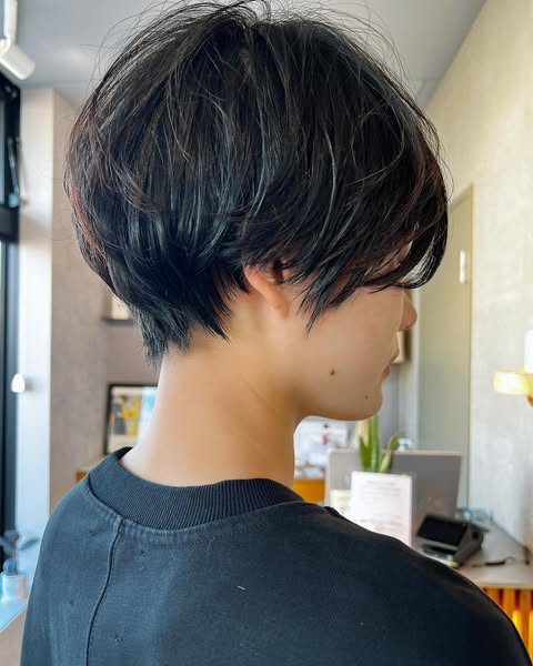 写真 (4枚目) - 【2025年春夏】大人の髪型、どうする？トレンドヘアを長さ別にご紹介 - LOCARI（ロカリ）