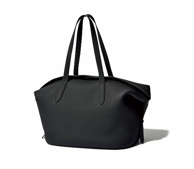 写真 (5枚目) - [THE ROW]達人が選ぶ「名品バッグ」ベスト3！やっぱり大きめサイズが狙い目 - LOCARI（ロカリ）