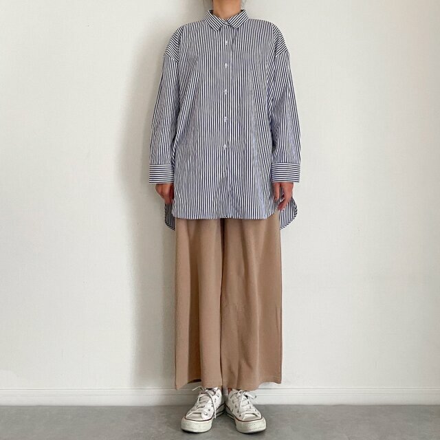 写真 (1枚目) - ちょっと待って！その着方ダメかも…ストライプシャツを可愛く見せる♡大人のNG＆OKコーデ術 - LOCARI（ロカリ）