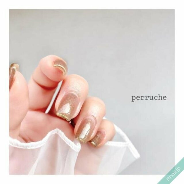 写真 (5枚目) - 最高におしゃれ♡“先端ミラー”の人気ネイルでこなれ感を演出！ - LOCARI（ロカリ） - LOCARI（ロカリ）