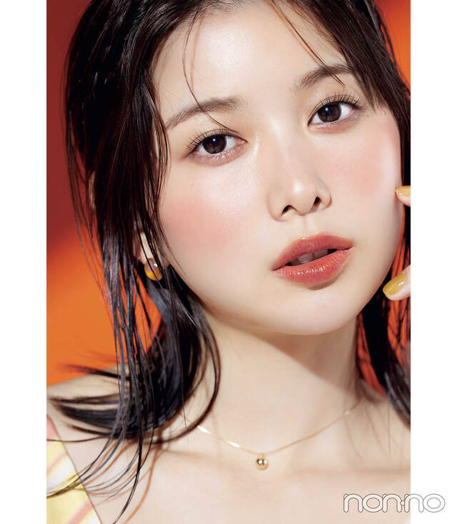 写真 (1枚目) - [耐久レベル別・夏も落ちないメイク]真夏日の屋外イベントでも崩れないメイクテク - LOCARI（ロカリ）