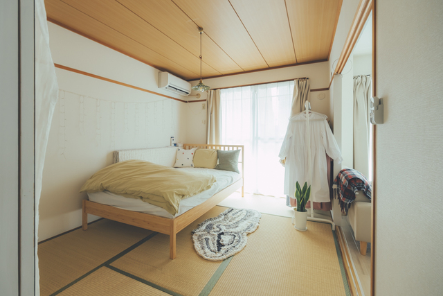 写真 (5枚目) - [一人暮らし]キッチンや和室をオシャレに活用。憧れの2DKのインテリア3選 - - LOCARI（ロカリ）