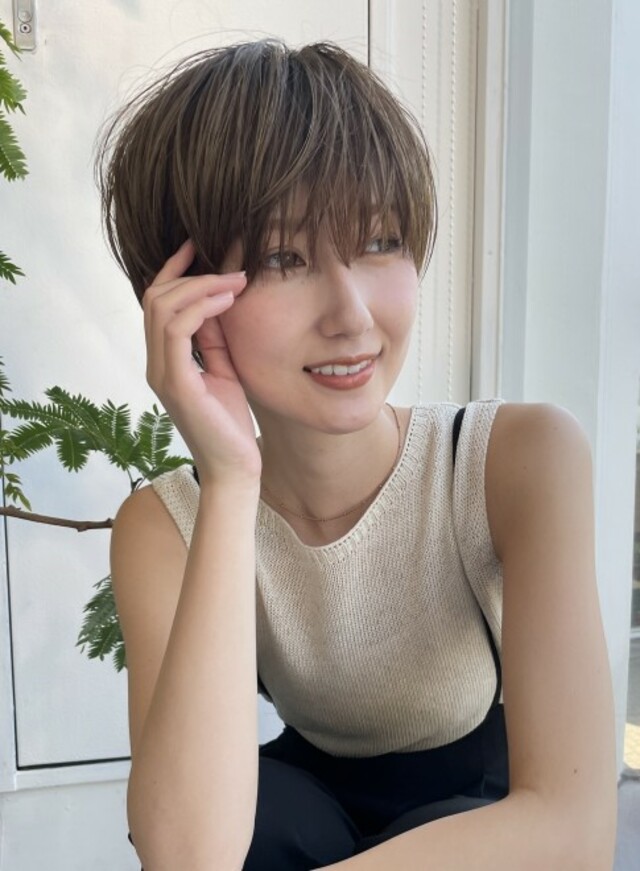 写真 (11枚目) - アラフォーだから似合う！白髪も悪目立ちしない「垢抜けヘアカラー」大特集 - LOCARI（ロカリ）