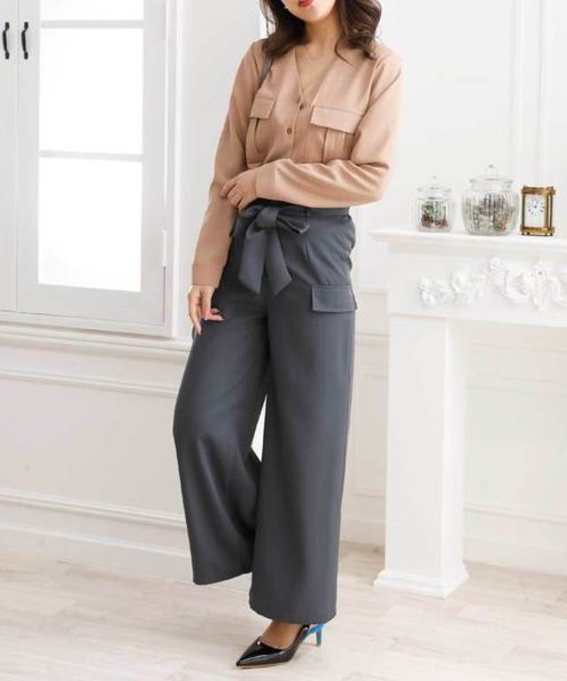 写真 (10枚目) - [2018年秋]ダークグレーでシンプルに決めて♪シックな大人女子コーデを作ろう - - LOCARI（ロカリ）