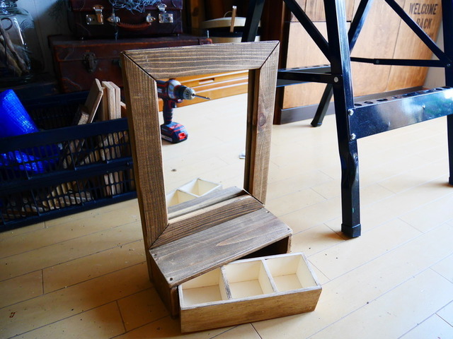 写真 (9枚目) - 仕切ってあるから使いやすい！100均の仕切りボックス・トレイを使ったDIY - - LOCARI（ロカリ）