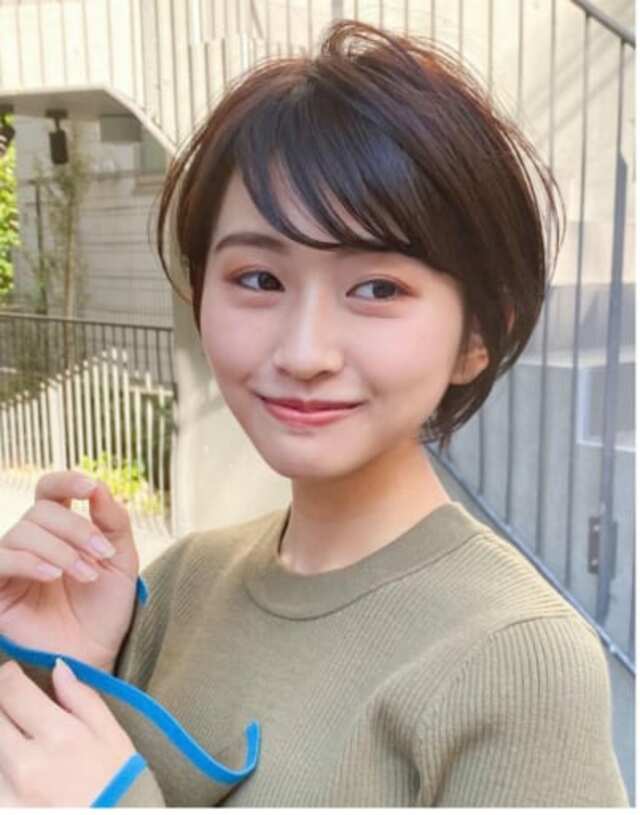 写真 (2枚目) - [30代・40代]人気のショートヘア「マイナス5歳見えを叶える」3つのポイント - LOCARI（ロカリ）