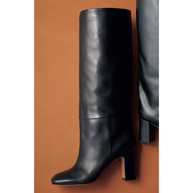 写真 (7枚目) - 秋本番に狙いたい「最旬ロングブーツ」10選！今季は“キレイめシルエット”が豊作 - - LOCARI（ロカリ）