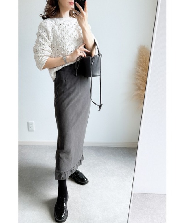 写真 (5枚目) - 今年の秋冬コーデの掟！30・40代のスカート「おしゃ見え」ルール12 - - LOCARI（ロカリ）