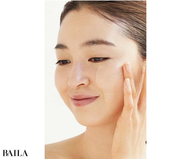 写真 (6枚目) - [働く大人のベースメイク]誰でも簡単！ 好印象な肌の作り方、全プロセス解説 - LOCARI（ロカリ）