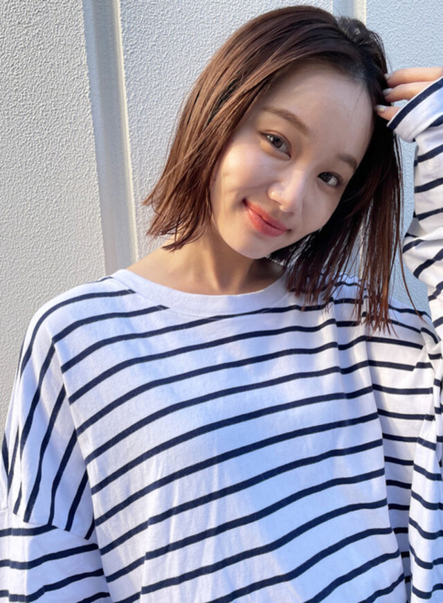 写真 (12枚目) - 大人の女性に似合う！秋冬にオススメ「ショート＆ボブ」12選 - LOCARI（ロカリ） - LOCARI（ロカリ）