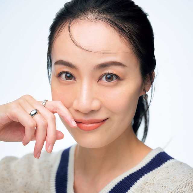 写真 (1枚目) - 40代が直面する[眉と目の間延び問題]の解決法とは？ - LOCARI（ロカリ） - LOCARI（ロカリ）