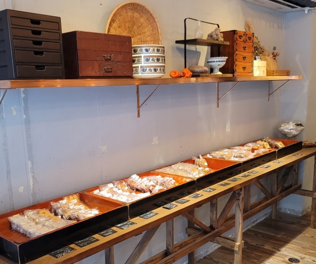 写真 (2枚目) - 即売り切れドーナツ＆クッキーが人気！洋菓子店の絶品焼き菓子[取り寄せOK] - LOCARI（ロカリ）