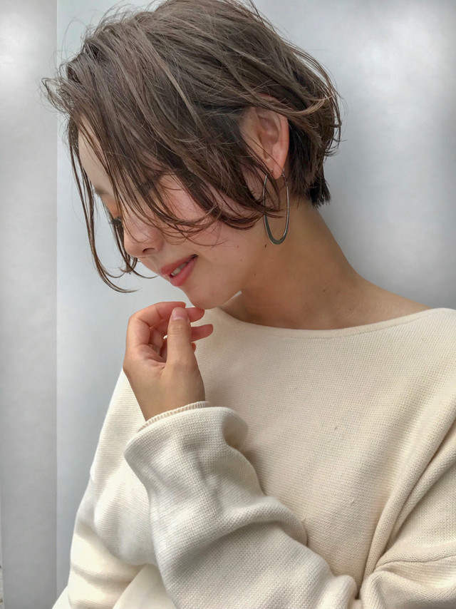 写真 (12枚目) - 女っぽさ急上昇♡秋の「ショート&ショートボブ」ヘアカタログ20 - LOCARI（ロカリ）
