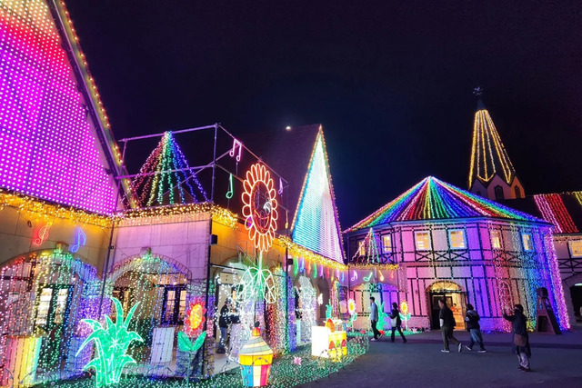 写真 (7枚目) - [千葉]クリスマスデートならココ！おすすめスポット6選[2023] - - LOCARI（ロカリ）