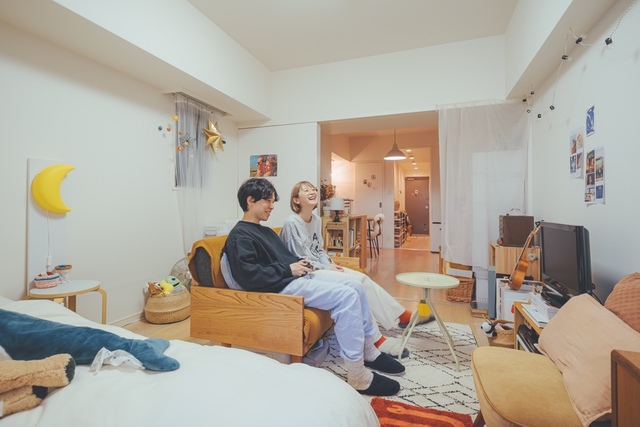 写真 (15枚目) - [2人暮らし]IKEAや楽天が活躍！オシャレな1LDKインテリア実例3選 - LOCARI（ロカリ）