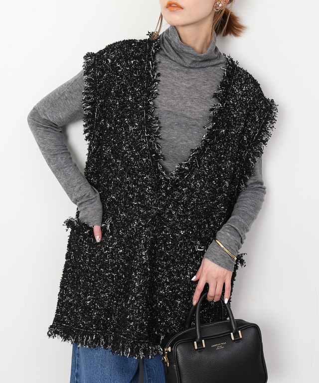 写真 (18枚目) - マンネリしがちな冬を救う「華やぎトップス」集めました！ - LOCARI（ロカリ） - LOCARI（ロカリ）