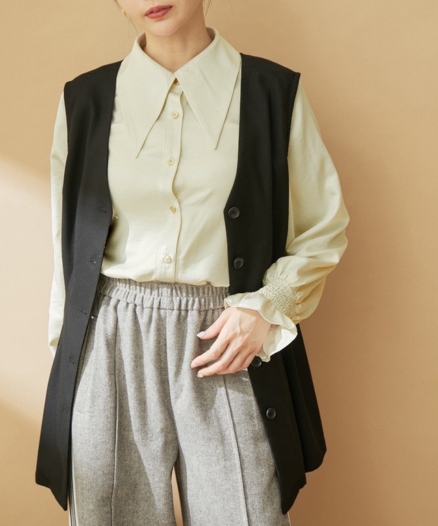 写真 (17枚目) - 冬のレイヤードにこなれ感をオン！今頼りたい「インナー」10選 - LOCARI（ロカリ） - LOCARI（ロカリ）