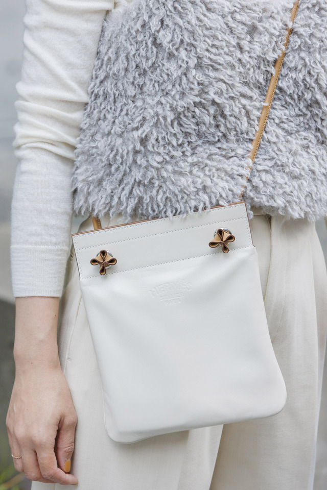 写真 (10枚目) - 関西ママの「オール白」コーデが素敵！コーデのコツを聞いてみた＜SNAP＞ - LOCARI（ロカリ）