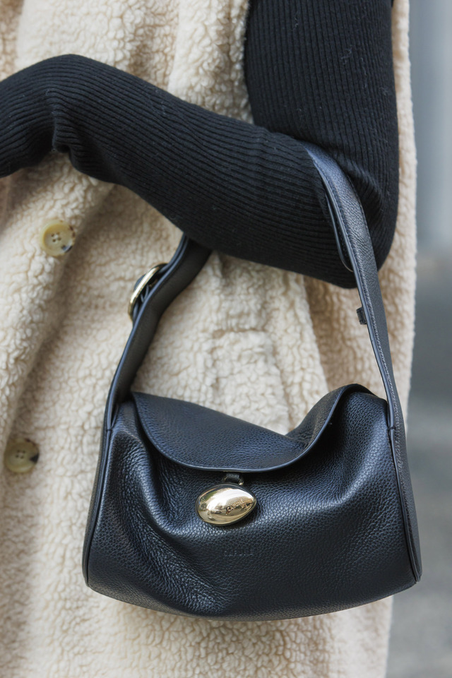 写真 (12枚目) - 華やかさは[ジレ＆ベスト]で！が関西ママの新ルール＜SNAP＞ - LOCARI（ロカリ）