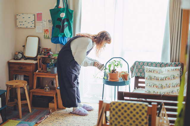 写真 (14枚目) - 暮らしに合わせて色合いを足していく。2LDK・44㎡二人暮らしのインテリア - LOCARI（ロカリ）