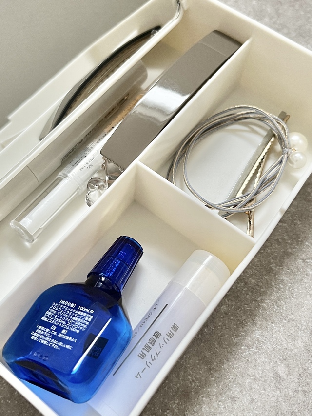 写真 (4枚目) - プチプラなのに高機能！セリアで110円「ミラー付き収納ボックス」に感動！ - - LOCARI（ロカリ）