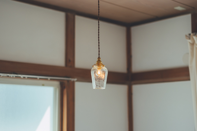 写真 (8枚目) - 和室と洋室で過ごし方を変える。1LDK・35㎡の一人暮らしインテリア [私らしく暮らす] - LOCARI（ロカリ）