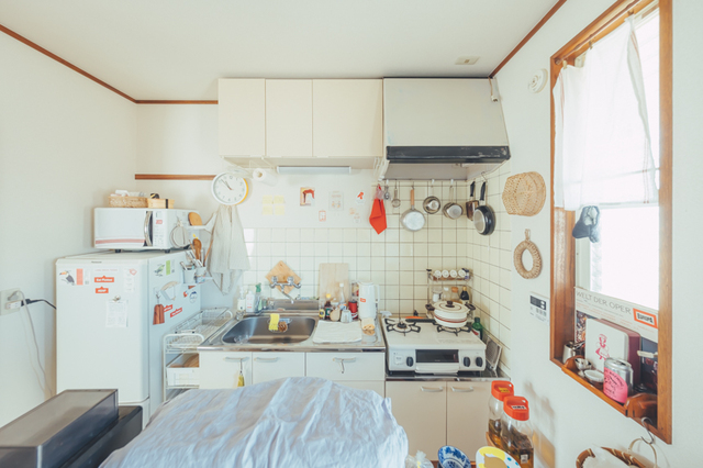 写真 (13枚目) - 和室と洋室で過ごし方を変える。1LDK・35㎡の一人暮らしインテリア [私らしく暮らす] - LOCARI（ロカリ）