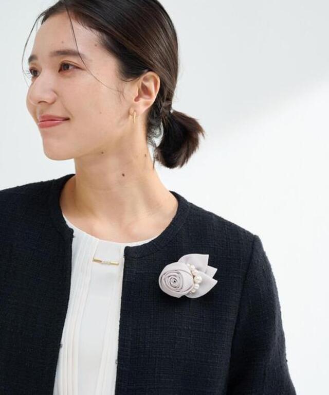 写真 (3枚目) - 特別な日は胸元に華やかさを♡ZOZOで買える「コサージュ＆ブローチ」12選 - LOCARI（ロカリ）