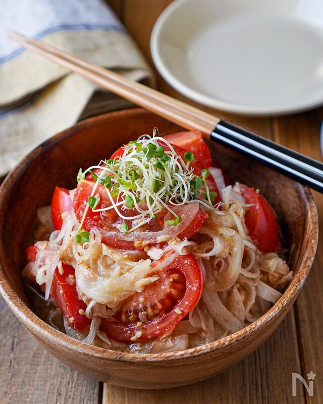 写真 (1枚目) - 作り置きやお弁当にも！旬を楽しむ「春野菜のサラダ」13選 - LOCARI（ロカリ）