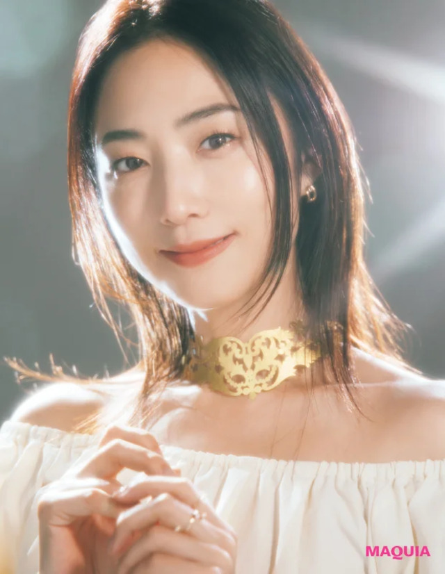 写真 (1枚目) - MEGUMIさんがニッチな悩みに回答！ お金に対する考え方、苦手な人との接し方etc. - LOCARI（ロカリ）