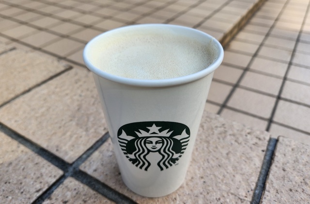 写真 (3枚目) - 新コーヒー、持ち帰りはおすすめしません!? 元スタバ店員が教える「意外な味の最新ドリンク」 - LOCARI（ロカリ）