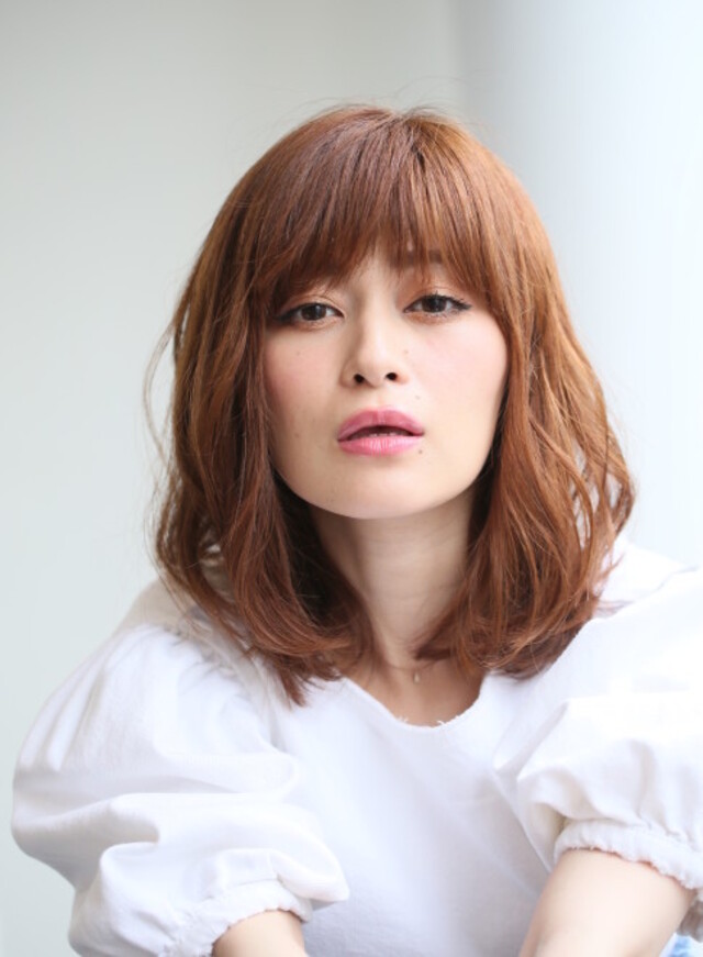 写真 (15枚目) - 切りっぱなしボブが似合う人、似合わない人の特徴とは？可愛く見せるポイントも徹底解説！ - LOCARI（ロカリ）