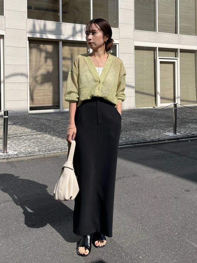 写真 (22枚目) - 【2024夏】垢抜け♡「黒ジャンスカ・黒スカート」おしゃれコーデ20選 - LOCARI（ロカリ）