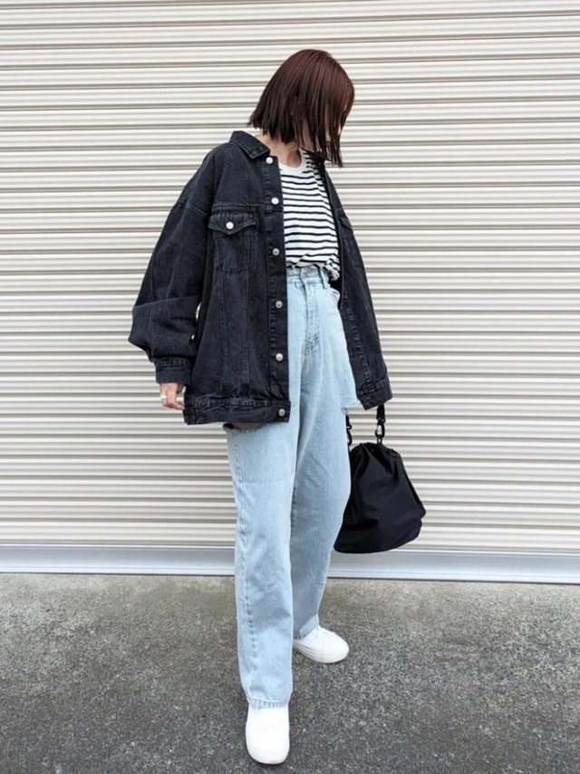 写真 (3枚目) - 【2024年最新版】大人見えするデニムオンデニム20選！コーデのポイントも解説 - LOCARI（ロカリ）