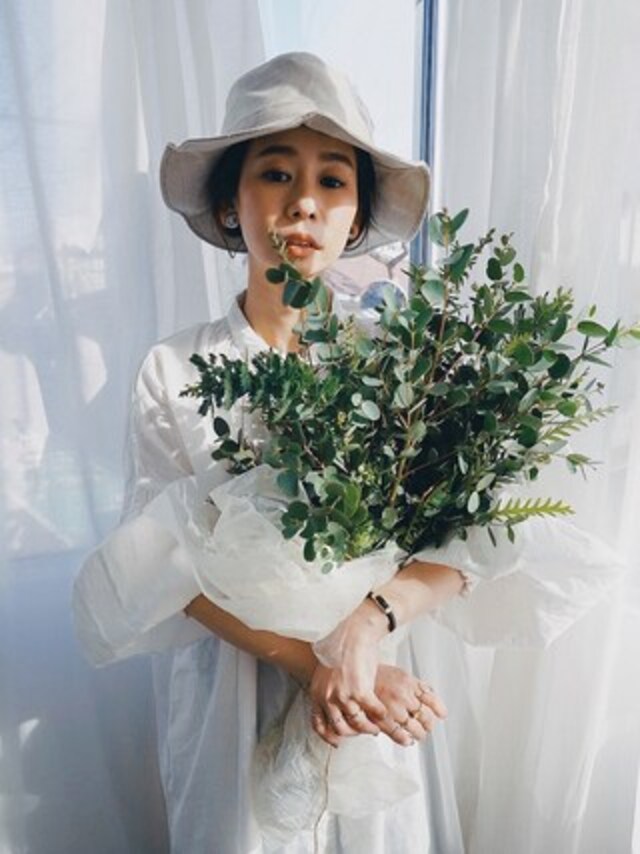 写真 (1枚目) - GWお出かけの紫外線対策はこれ！UVカットアイテム16選 - LOCARI（ロカリ） - LOCARI（ロカリ）