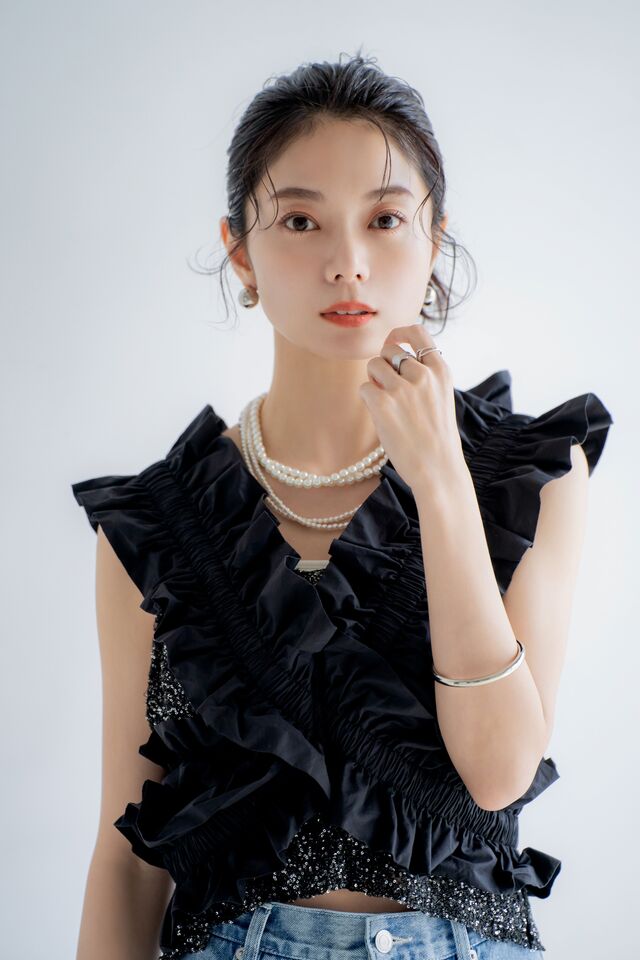 写真 (9枚目) - 森カンナさん×リエディ！30代・40代大人女性の2024年夏の最旬LOOKをチェック - LOCARI（ロカリ）