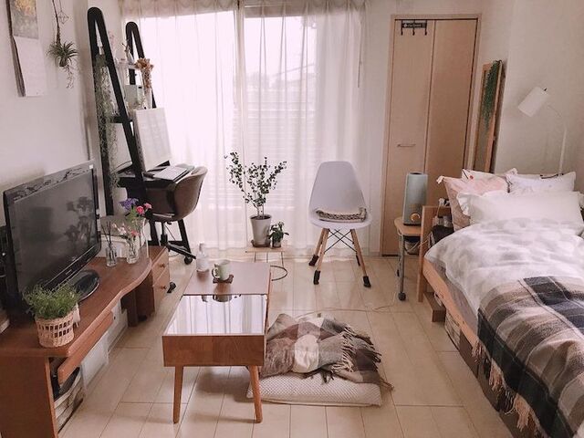 写真 (4枚目) - コンパクトな1K×1人暮らしで好きなものに囲まれ充実したお部屋5選 - LOCARI（ロカリ）