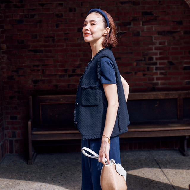 写真 (8枚目) - [園･学校、通勤etc.]春夏の『黒紺スタイル』は“ゆるっと”マジメすぎない！ - LOCARI（ロカリ）