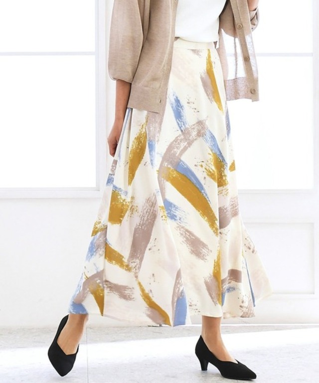 写真 (9枚目) - 女子会やデートにも♡「ハニーズ」のヒロインワンピ＆スカート8選 - LOCARI（ロカリ）