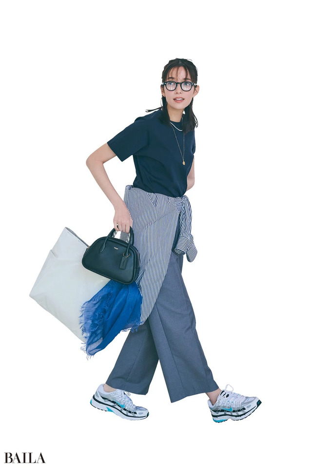 写真 (6枚目) - [A4が入るバッグ5選]通勤コーデにもう迷わない！毎日使いたい大きめバッグ - LOCARI（ロカリ）